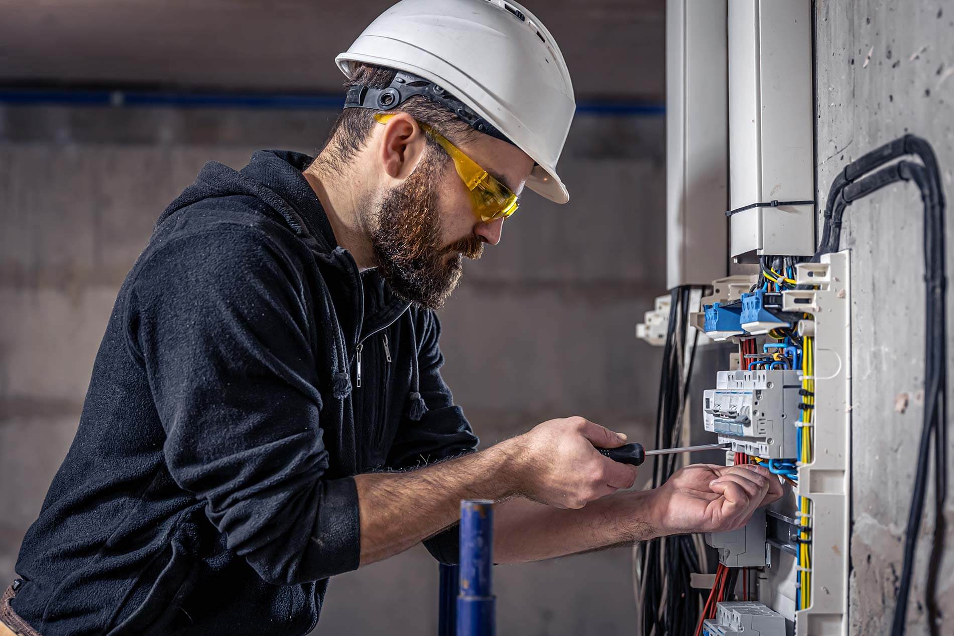 Electrician in Toronto, ON - Circuit Savvy Electric